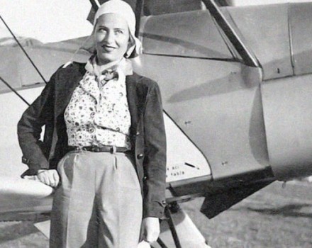 Prima femeie pilot din Romania care a facut raiduri... - Feminis.ro ...