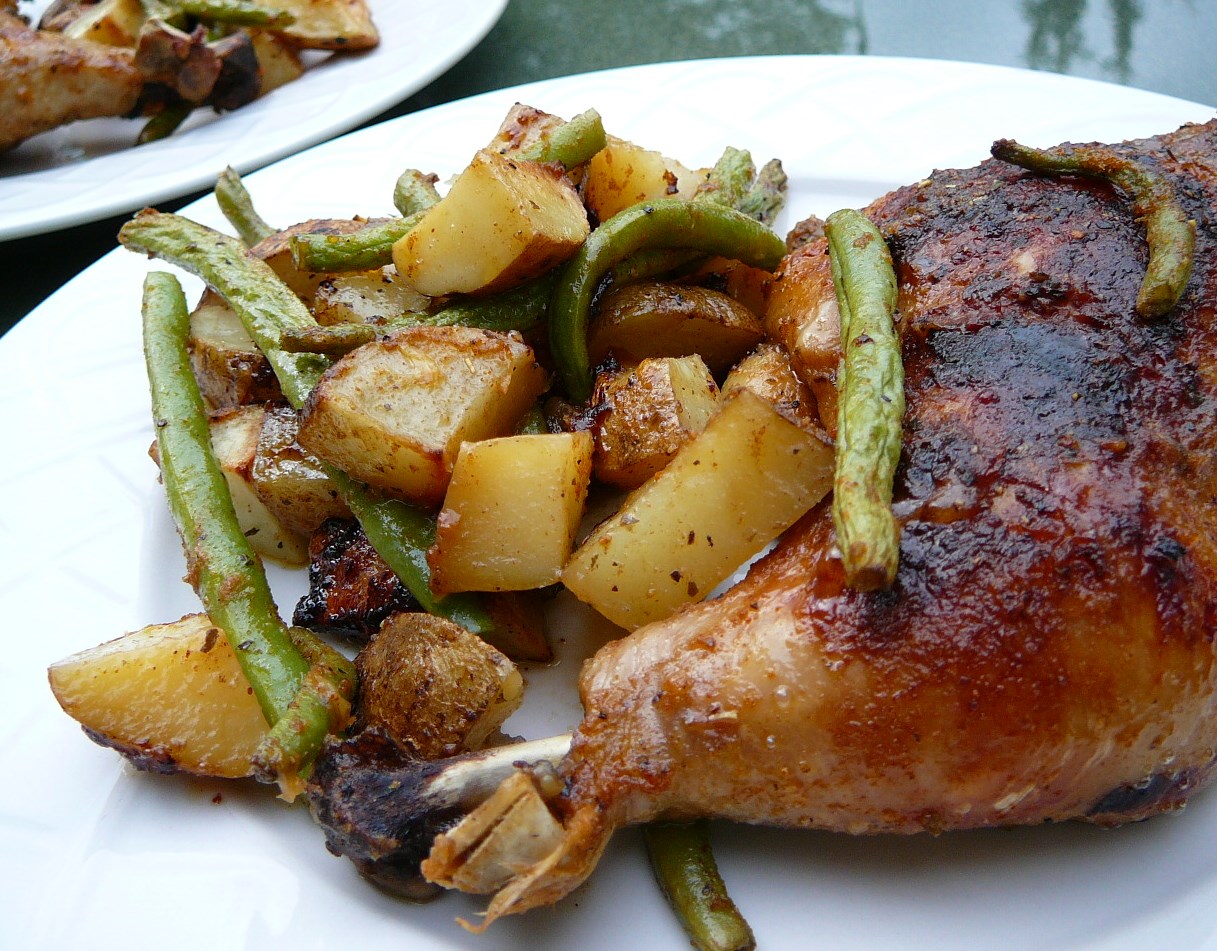 Pui cu cartofi la cuptor, în stil grecesc - Feminis.ro, inspiratie zi de zi